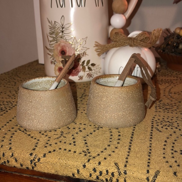 citrine | Dining | Citrine Ceramic Spice Pot Set Of 2 With Spoons ...